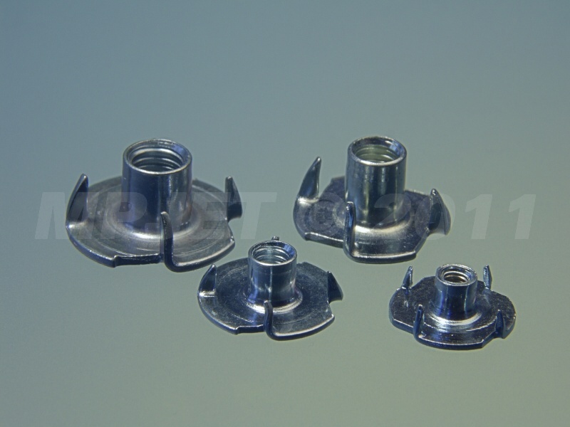 Zapichovací matice M3, | Reichard Modelsport